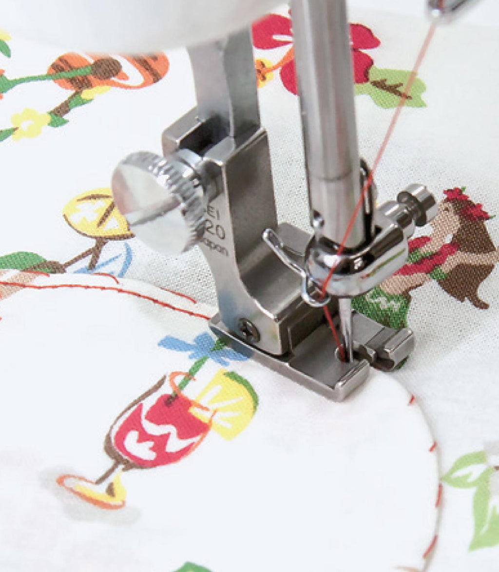 Juki Compensating Foot RIGHT Extra Short TL Series – Grome's Sewing Machine Company